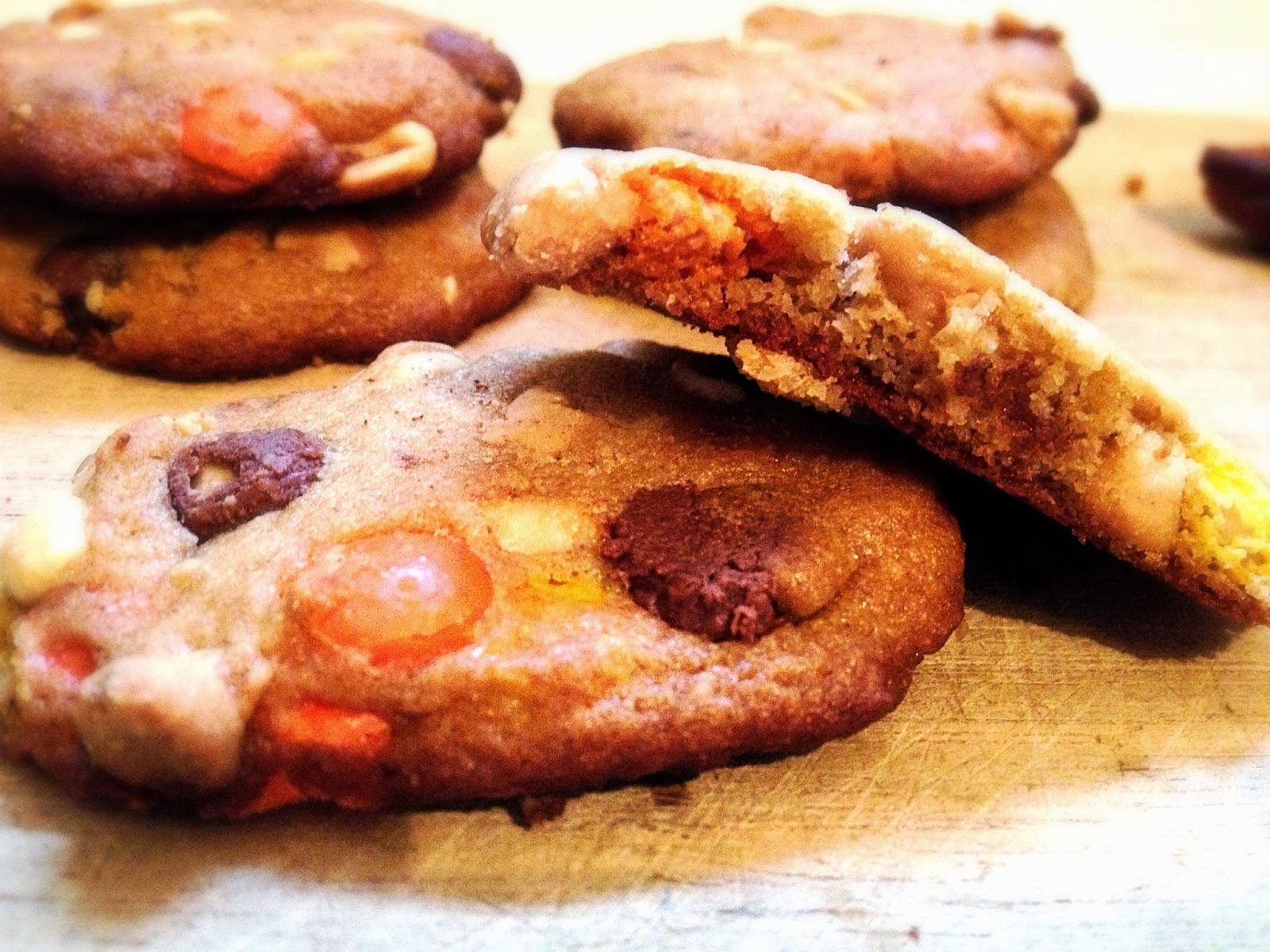 Hannah's Bananas: Peanut Butter Overload Cookies