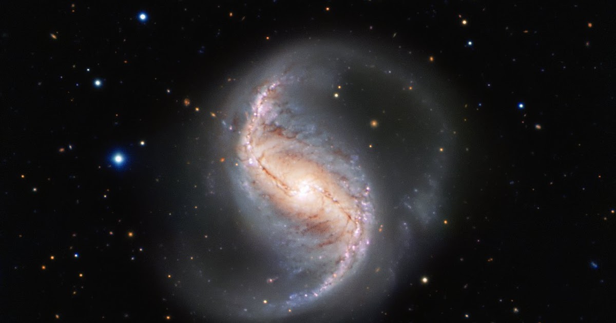 Una bella galaxia espiral barrada.