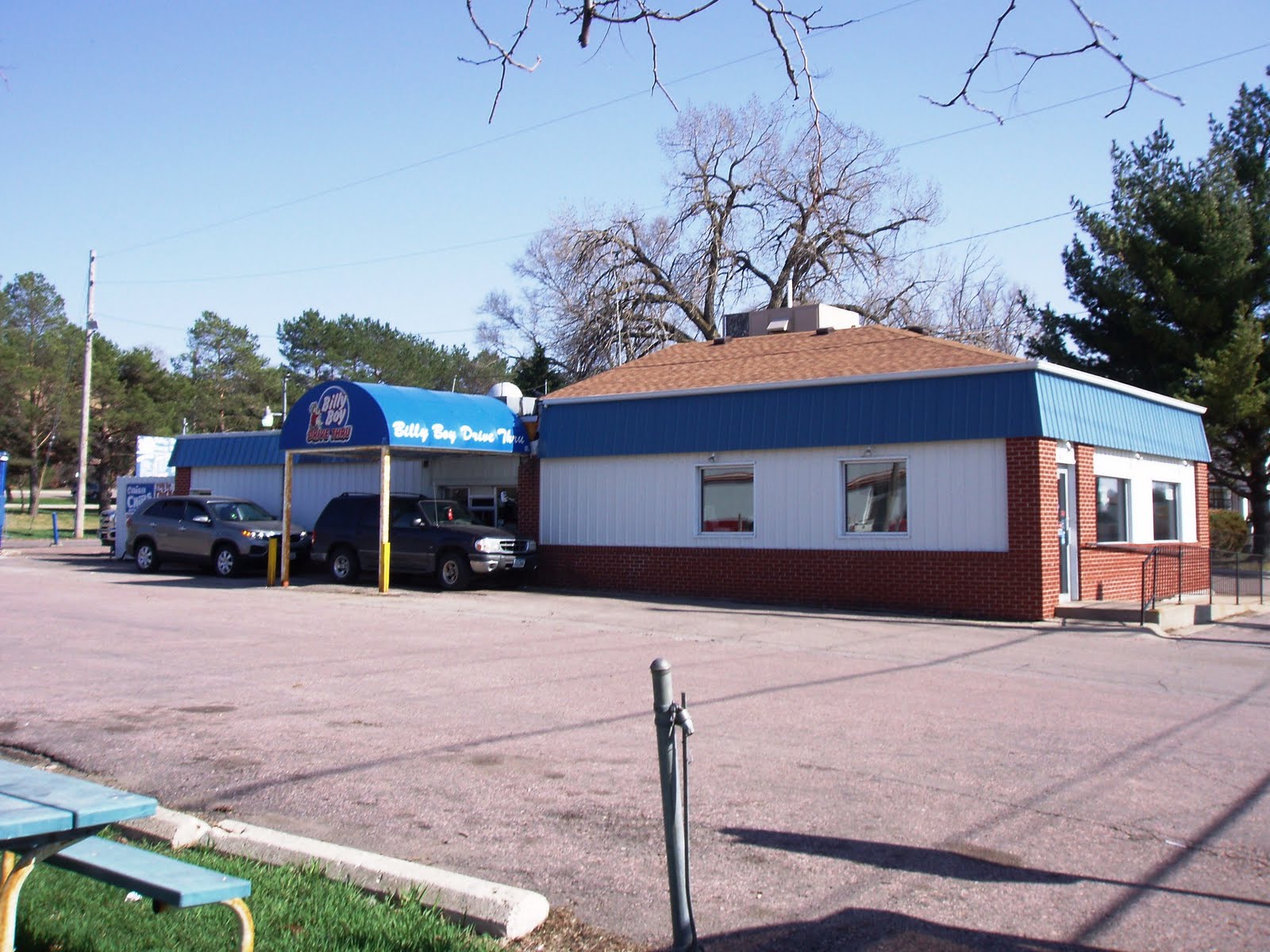 History and Culture by Bicycle: Search for the Best Loosemeat Sandwich ...