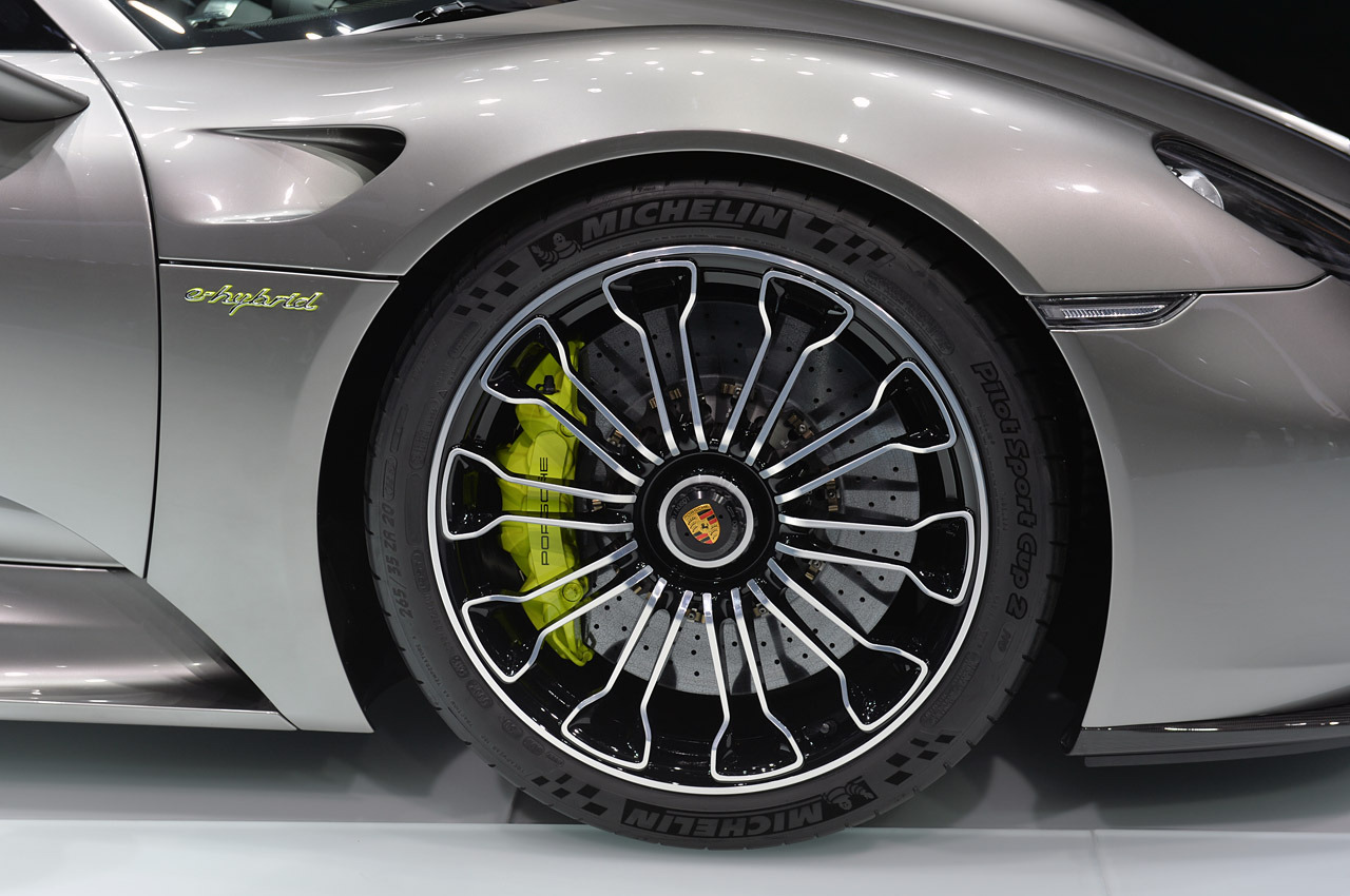 FAB WHEELS DIGEST (F.W.D.): Porsche 918 Spyder (2014 -?)