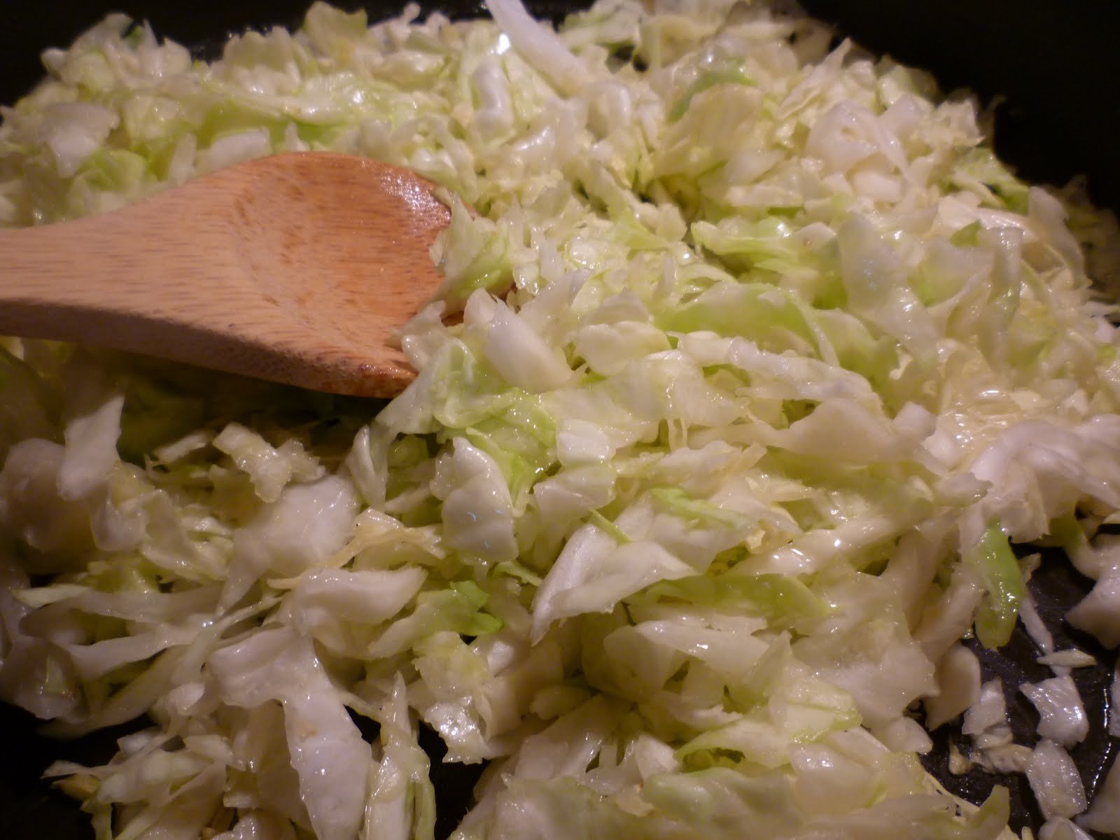 SimplEdibles: HERBERT'S AUSTRIAN CABBAGE DISH