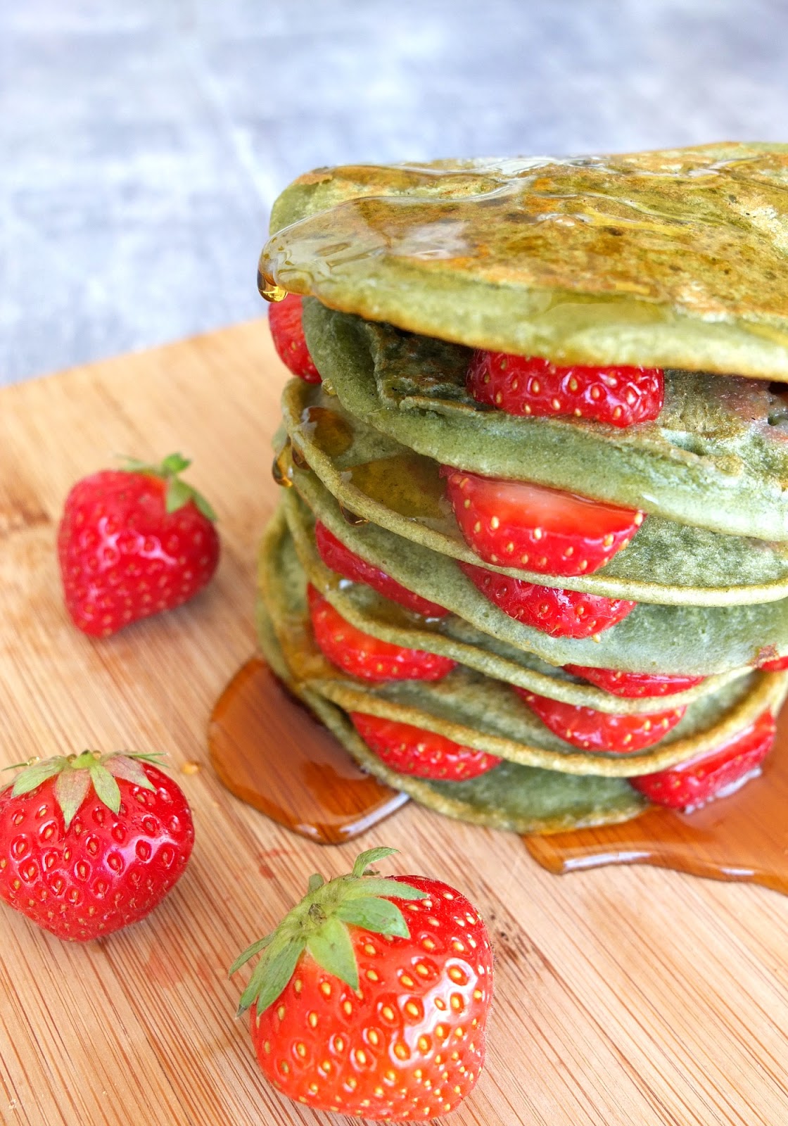 The Crazy Kitchen: 3 Ingredient Super Green Pancakes