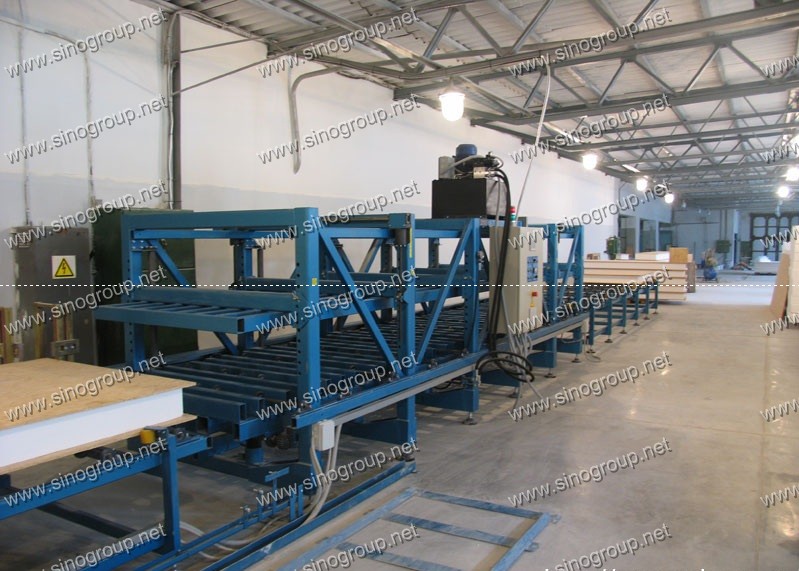 structural insulated panels production line: SIP panels pressing machine