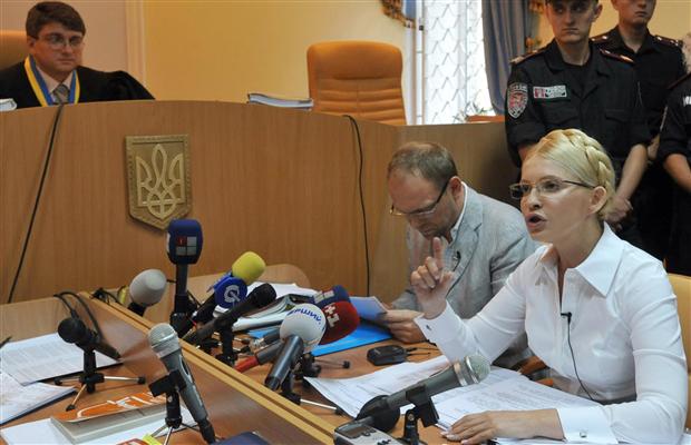 NY Breaking News: Ukraine jails Tymoshenko for seven years