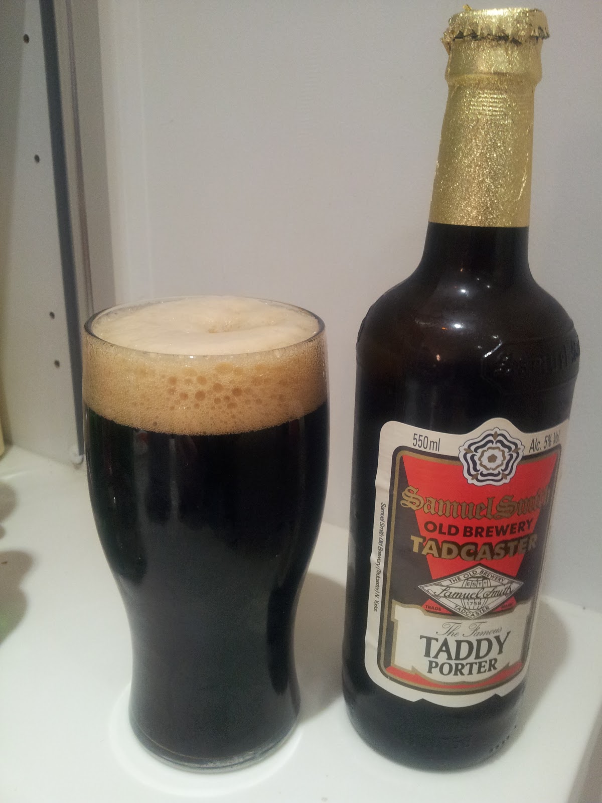 Beer For A Tuesday: Samuel Smiths Taddy Porter (England)