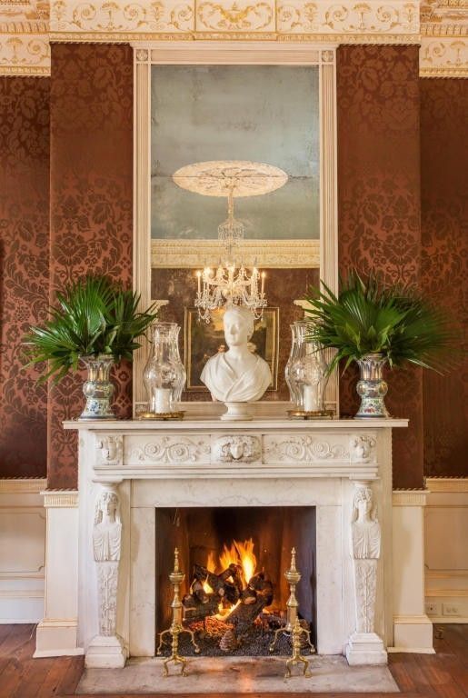 Eye For Design: Decorating With Damask........An Old World Classic Is ...