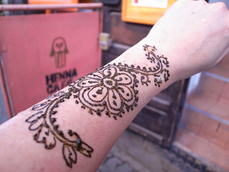 What's On in Sahara? - Morocco Desert Palm Tours -: Try Henna and Tea ...