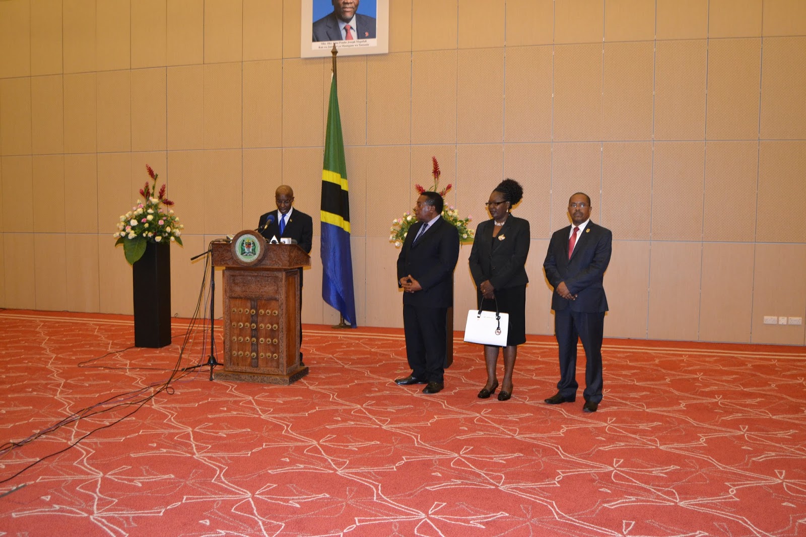 MFA Tanzania: Dkt. Mahiga ahutubia Mabalozi Ikulu, Dar es Salaam