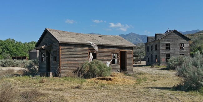 Fatalities and Films of a Ghostly Movie Ranch in Acton, California
