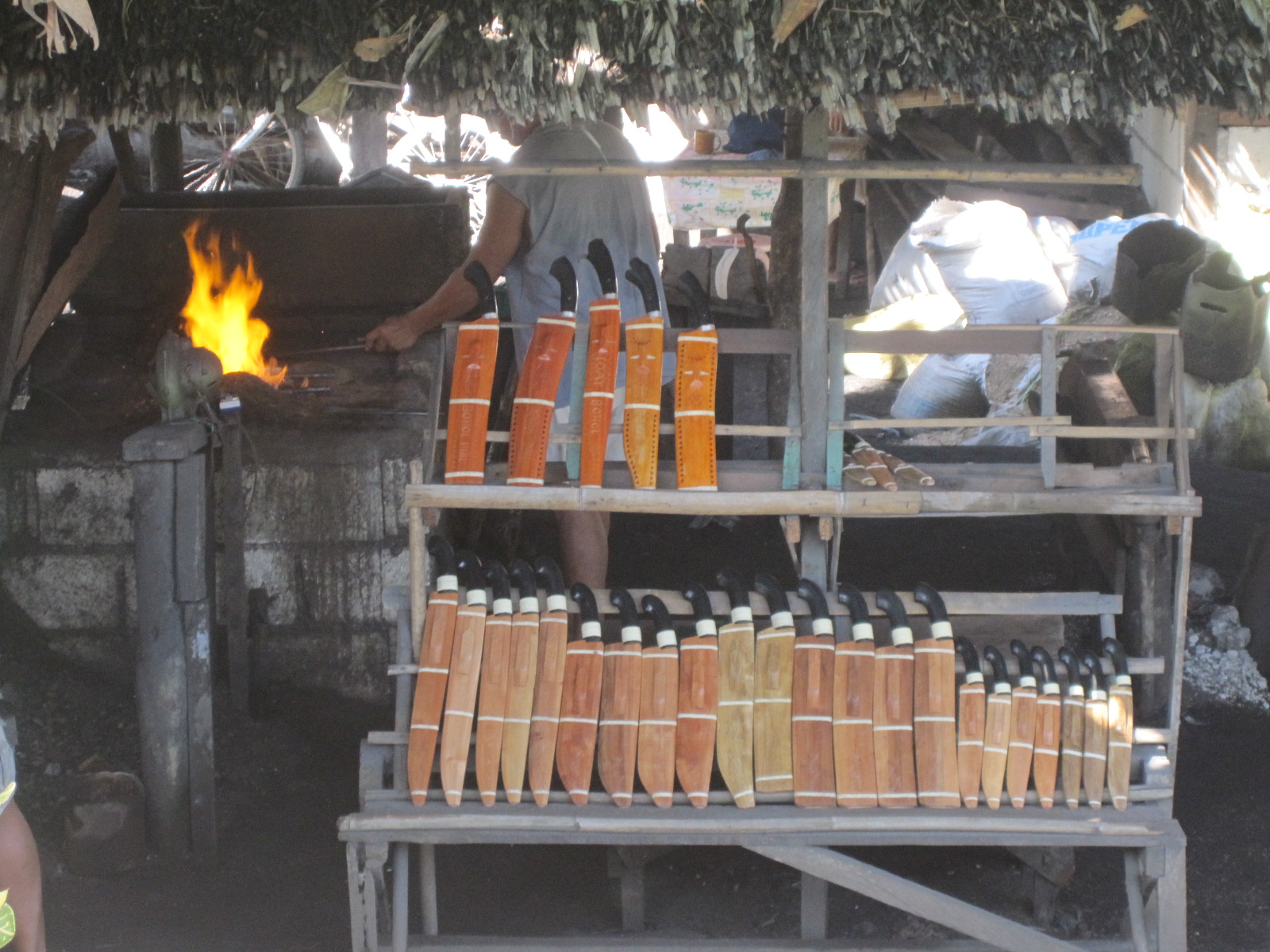 Arts and Crafts in Bohol Island Philippines | Bohol Countryside Tours