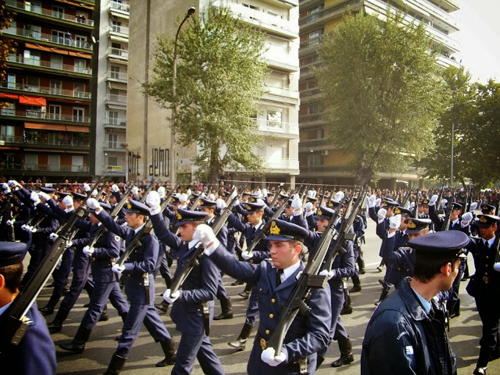 ΠΑΡΕΛΑΣΗ 28ης ΟΚΤΩΒΡΙΟΥ ΘΕΣΣΑΛΟΝΙΚΗ,ΠΕΖΟΠΟΡΑ ΤΜΗΜΑΤΑ (ΦΩΤΟ) - ΚΛΥΣΜΑ