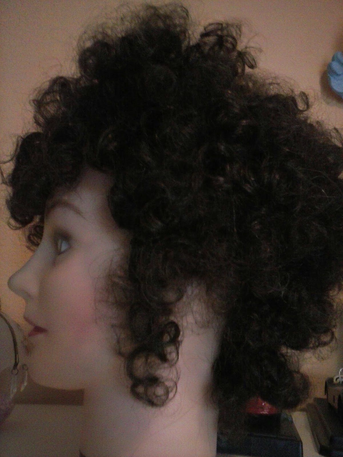 MARÍA JOSÉ JIMÉNEZ: CABELLO RIZADO PERMANENTE CON MONTADO DE BIGUDÍES