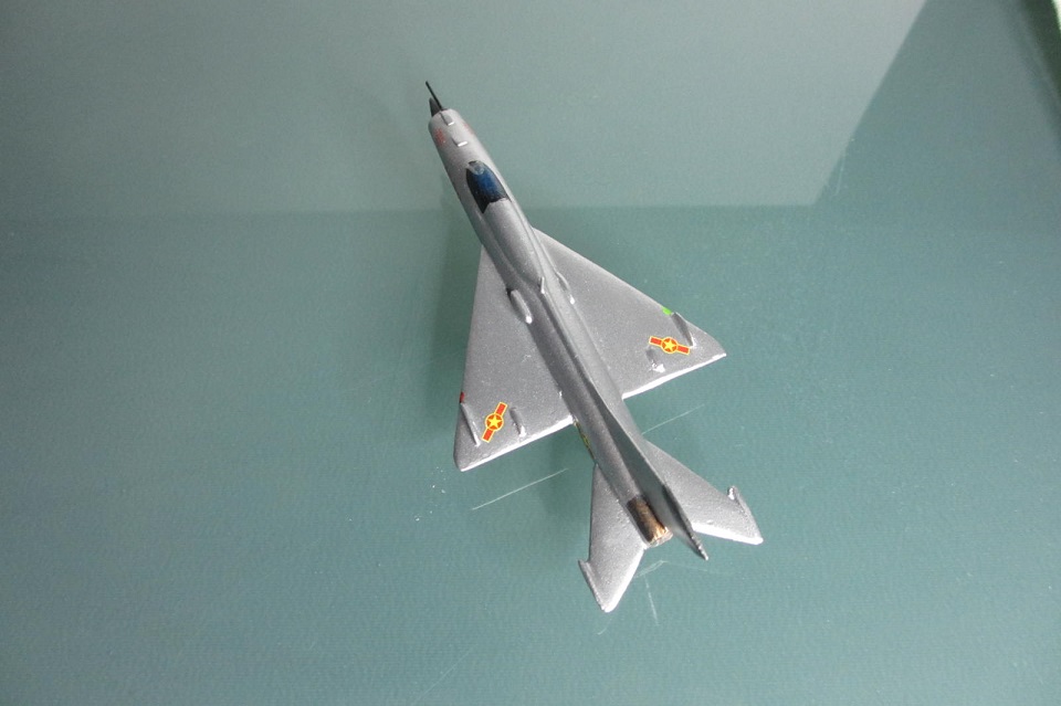 1/144 airbattle: 1/144 MiG 21