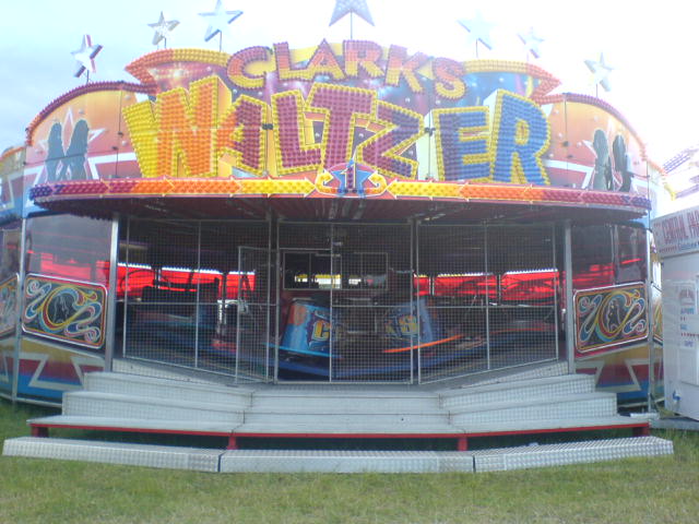 North East and Yorkshire Fun Fair Pics: 2006 Waltzer Photos