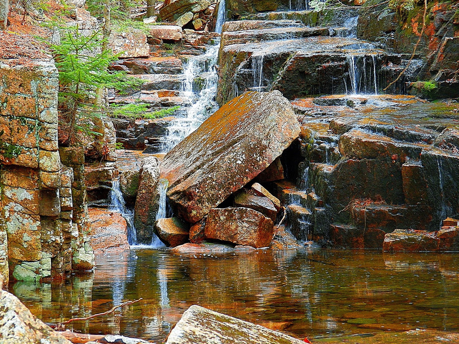 ABANDONED TRAILS OF ACADIA NATIONAL PARK: CADILLAC MOUNTAIN'S HIDDEN ...