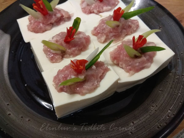 Elinluv's Tidbits Corner: Steamed Stuffed Silken Tofu