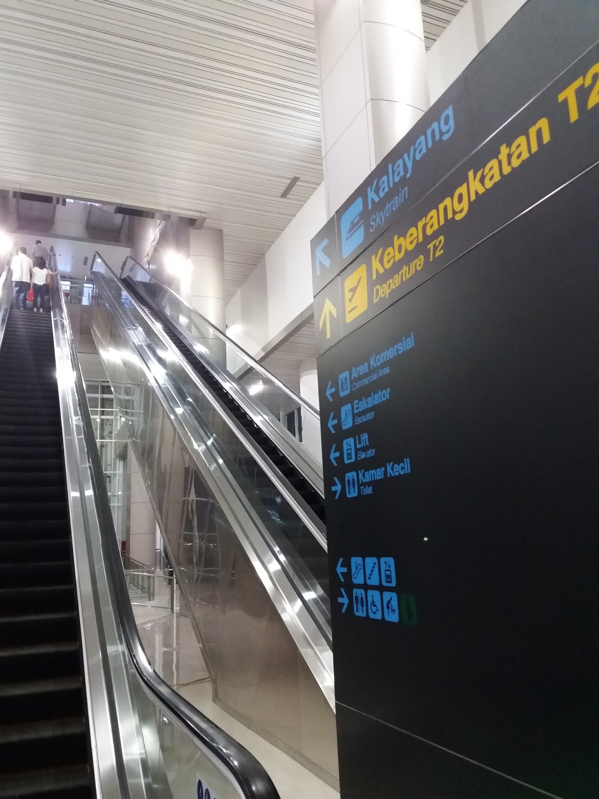 Menjajal Kalayang di Bandara Internasional Soekarno Hatta - Catatan Kecilku