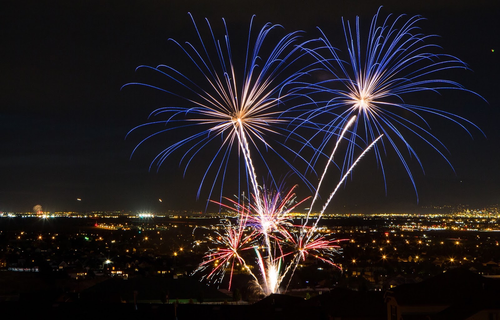 Scott G Winterton Photographer: Sunset and fireworks