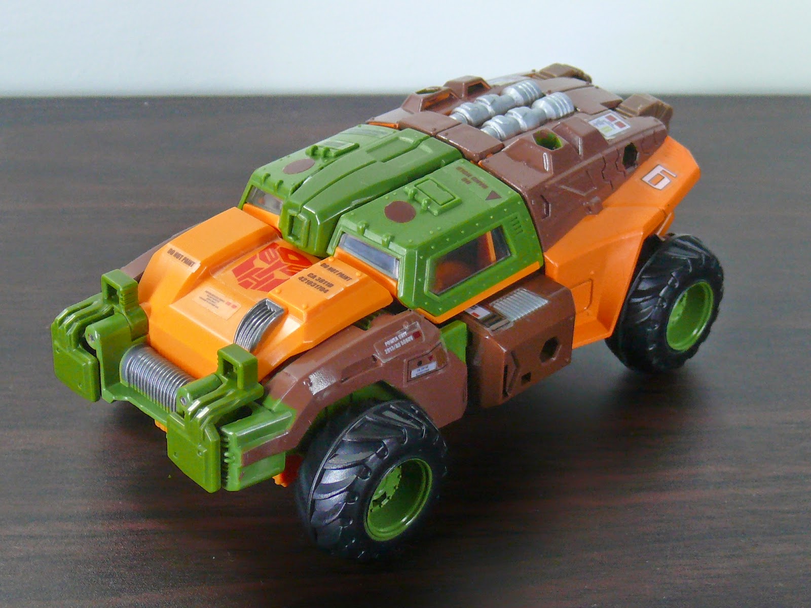 Blog Transformers.com: 1098: Roadbuster Generations