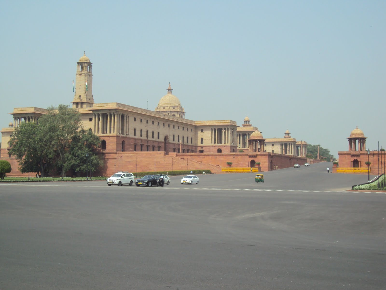 ARCHITECTURE STUDENT'S CORNER: LUTYEN'S DELHI - PART 1 - RAJPATH