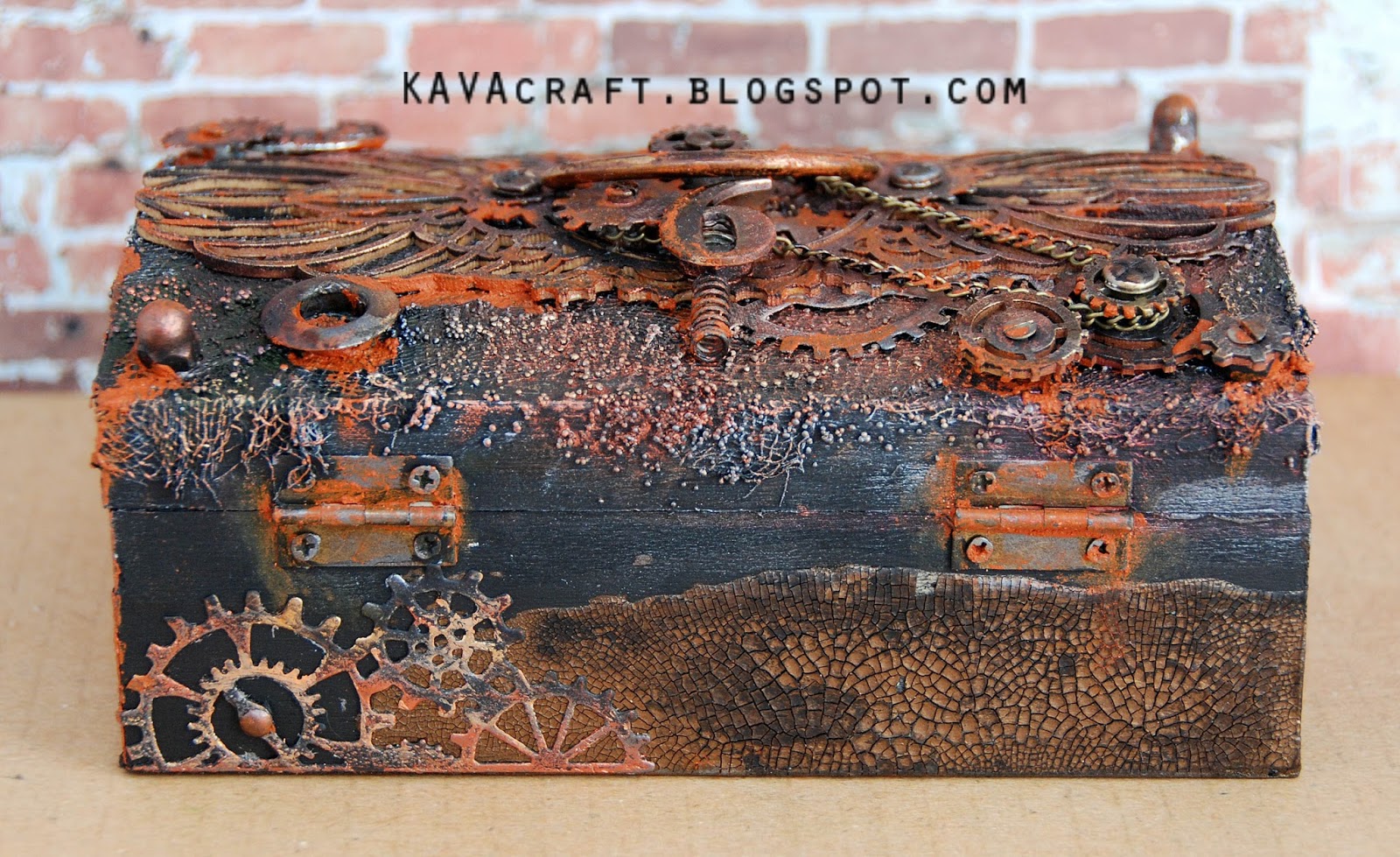 KAVA Craft: Rusty Steampunk Altered Box