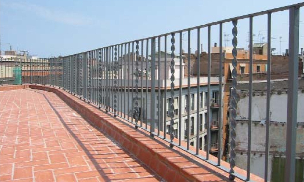 Cerrajeria Sotelo y Automatismos: Barandillas de hierro