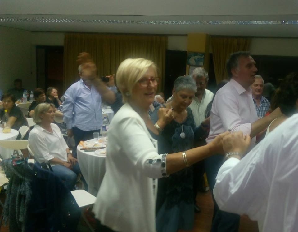 VELOSNEWS: ΣΟΥΦΛΙΩΤΙΚΟ ΝΥΧΤΕΡΙΟ ΣΤΗΝ ΑΘΗΝΑ ΜΕ ΚΡΑΣΙ ΚΑΙ ΣΟΥΦΛΙΩΤΙΚΑ ...