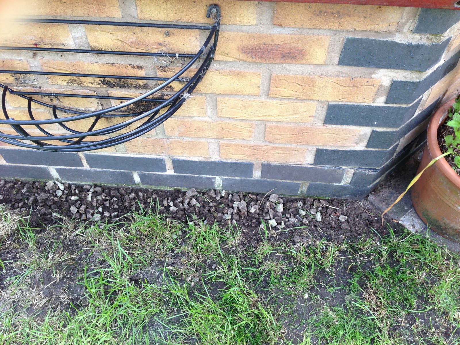 Paul's Tesla Coil Blog: Grounding point for the Tesla Coil