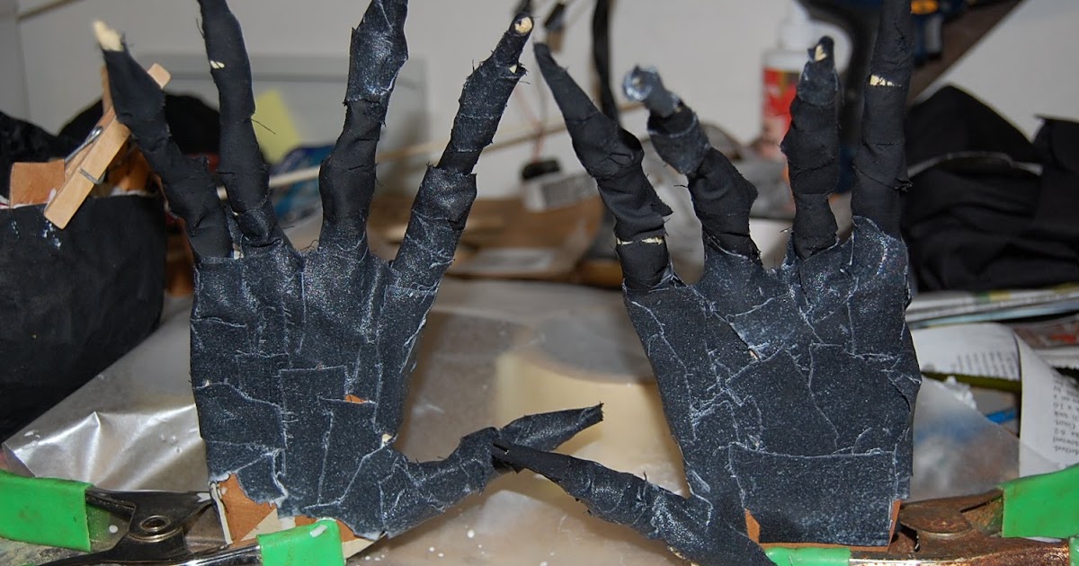 Dr. Theda's Crypt: Halloween Hands...