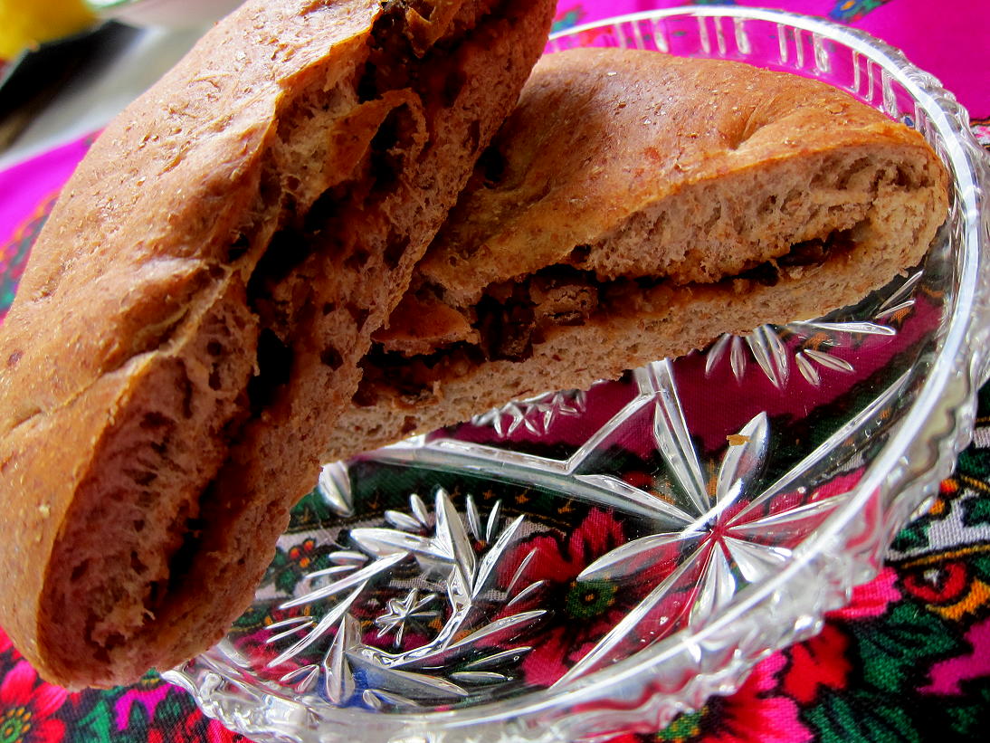 Wanderlust Queen: Lobiani (Georgian bean bread)