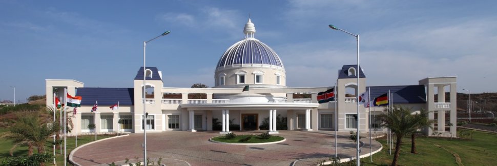 Principal: principal@indusschoolpune.com