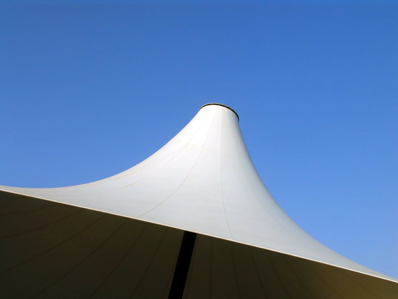 Tensile Structure: Tensile Membrane Structure in UAE