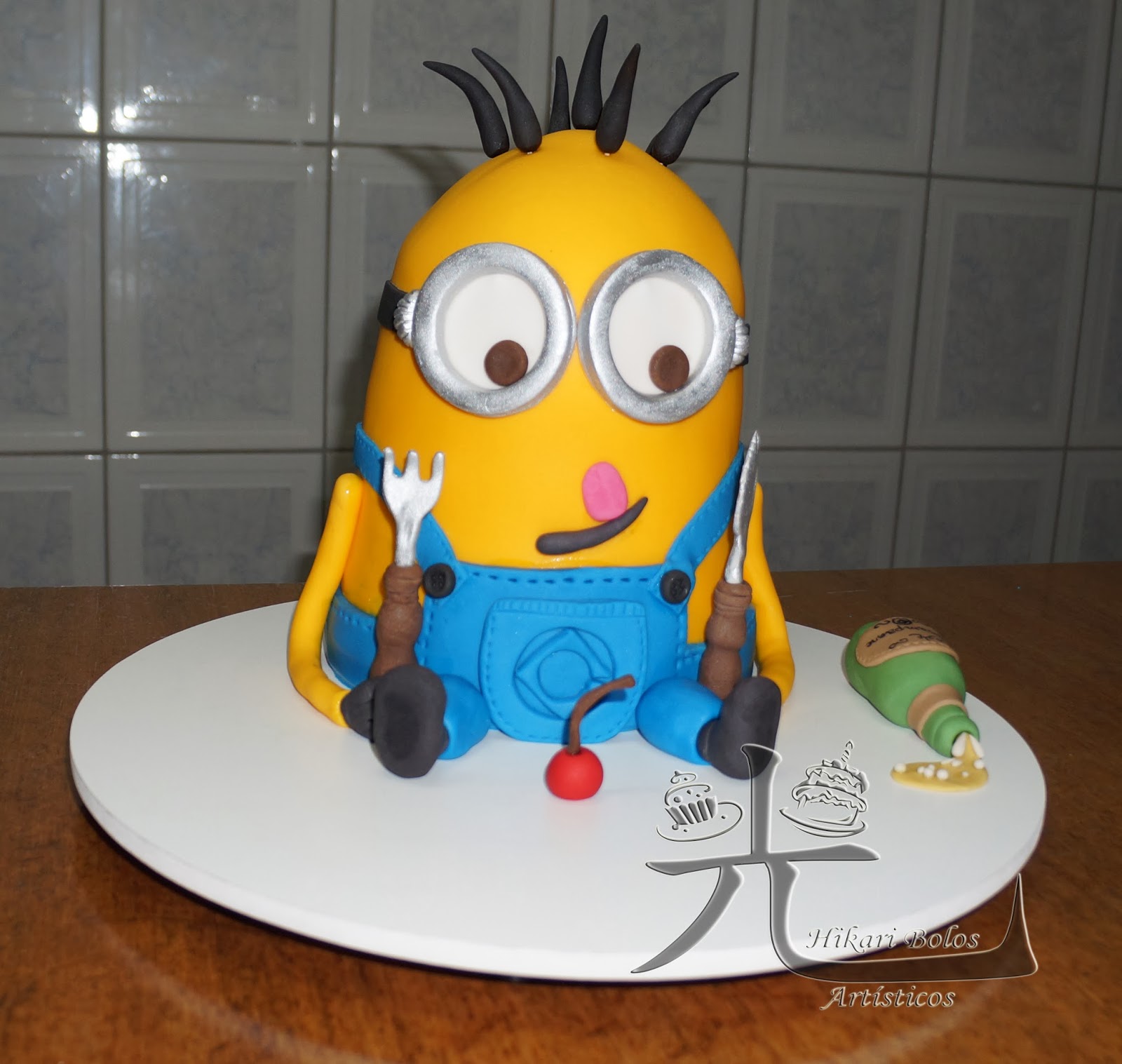 Bolo "MEU MALVADO FAVORITO - MINION & MINI BOLO" - Hikari Bolos Artísticos