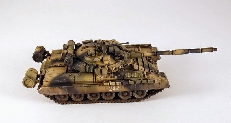 Gulumik Military Models: T-80 BV 1/72 Revell - Gallery