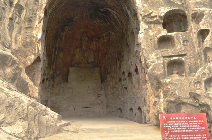 Some stories about us: Longmen Grottoes and Museum of Charriot in ...