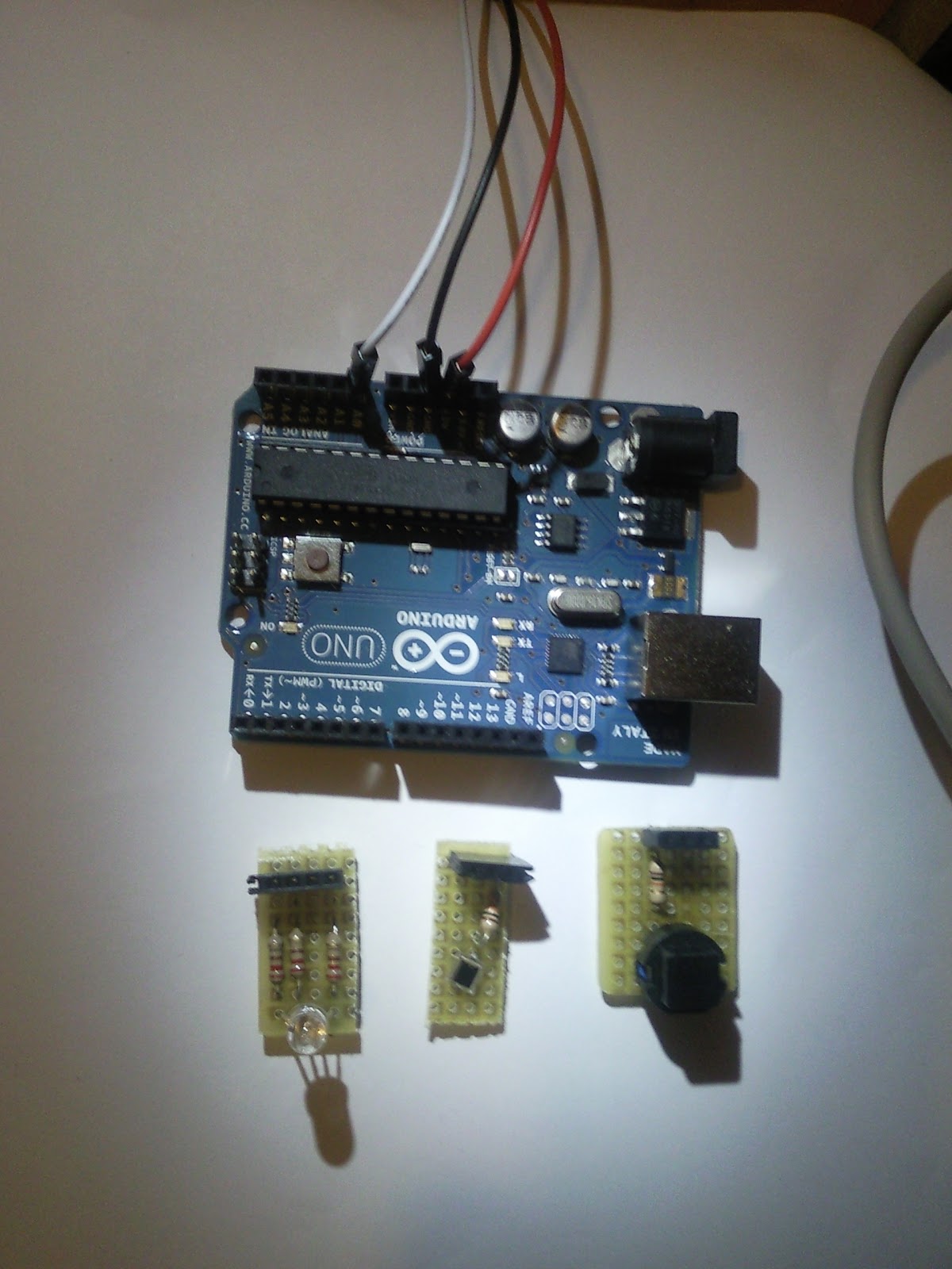 arduino (david dato): placa arduino y sensores caseros