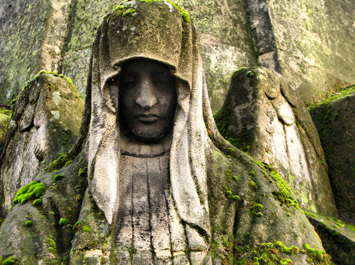 FOTOGRAFII DIN BUCURESTI: Bellu Cemetery - Cimitirul Bellu