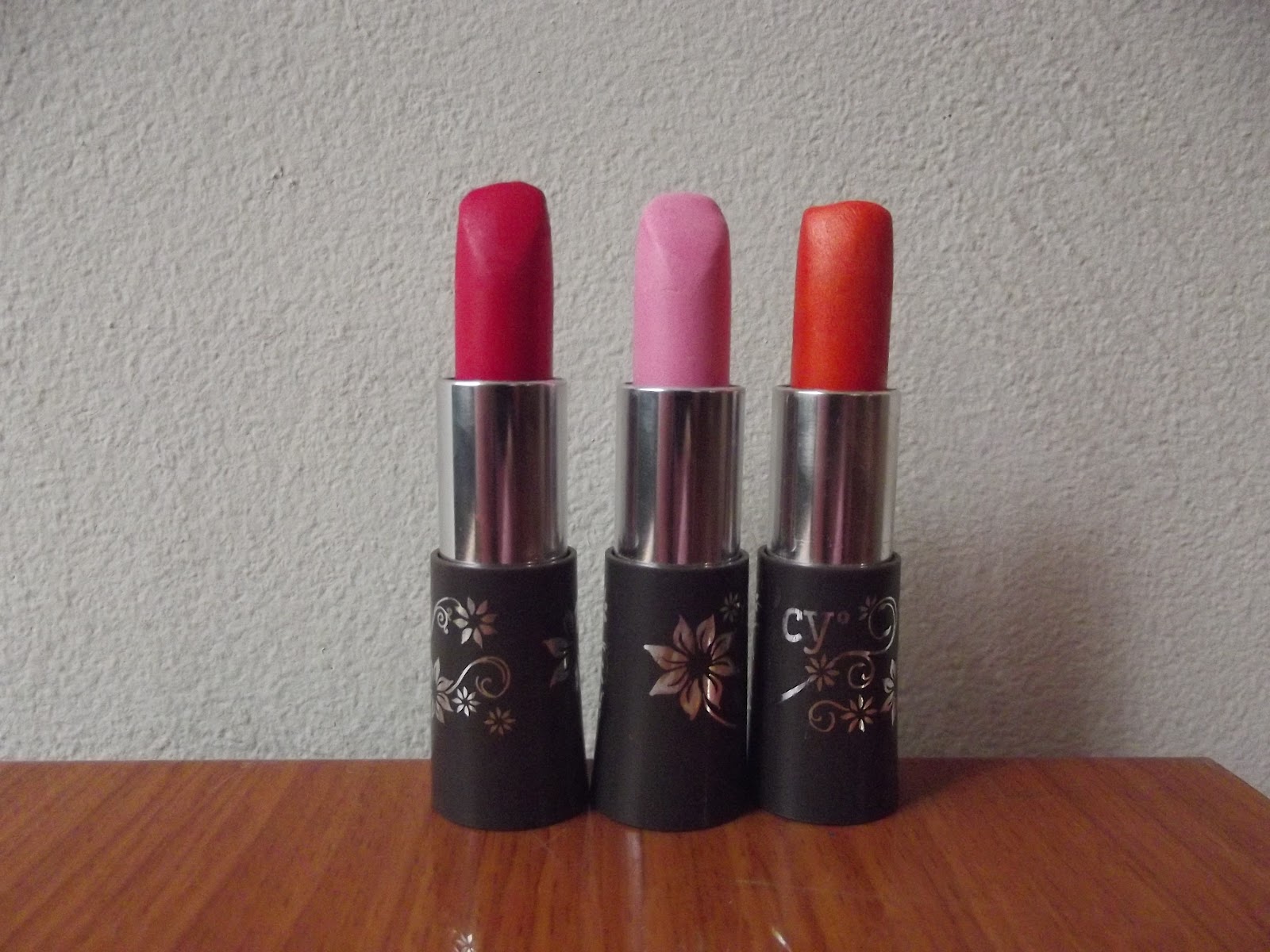 El Mundo de Cielo: Nuevos Labiales de Cyzone