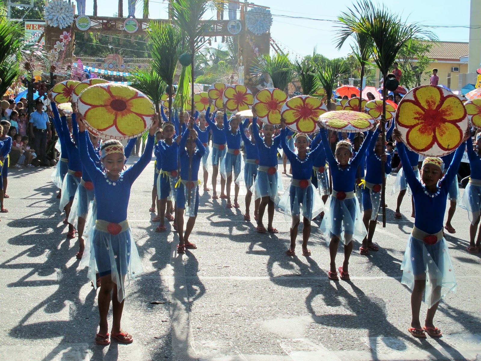 Gridcrosser: Baile, Baler! Aurora Capital Celebrates Coco-Sabutan Festival