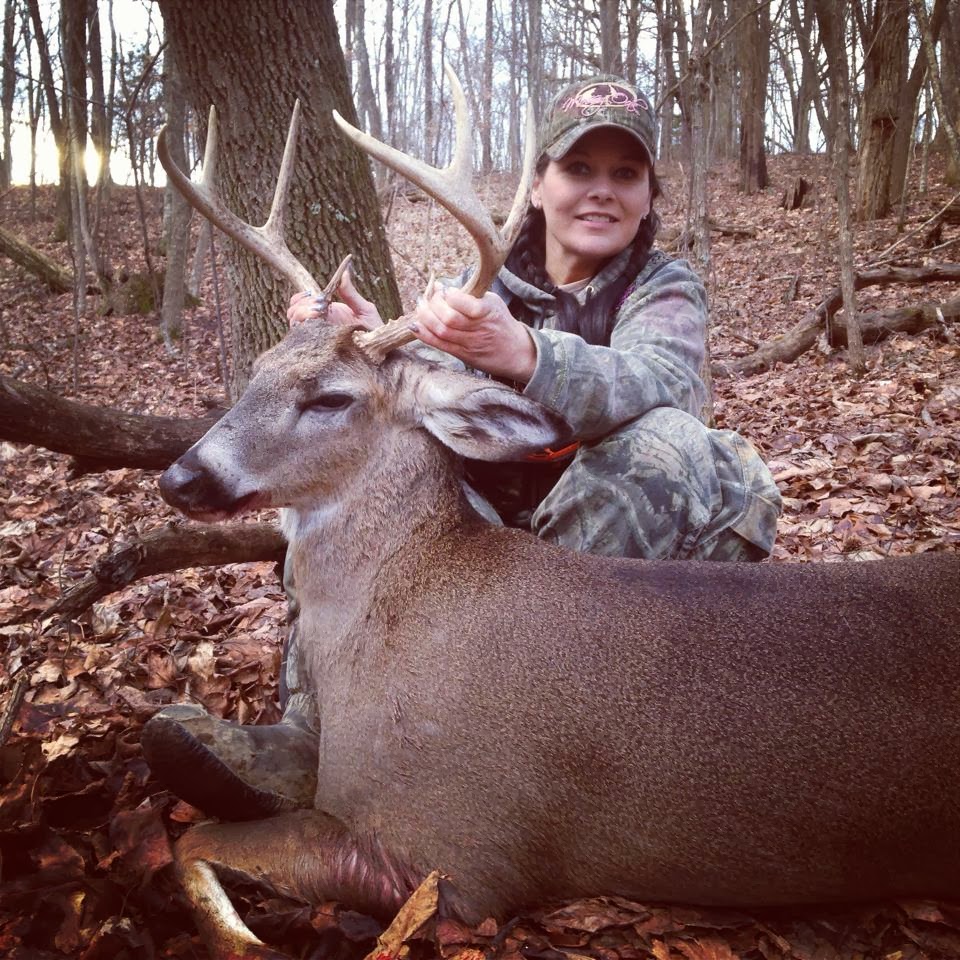 Marian's Hunting Stories, etc., etc., etc...: Twyla's First Alabama Buck