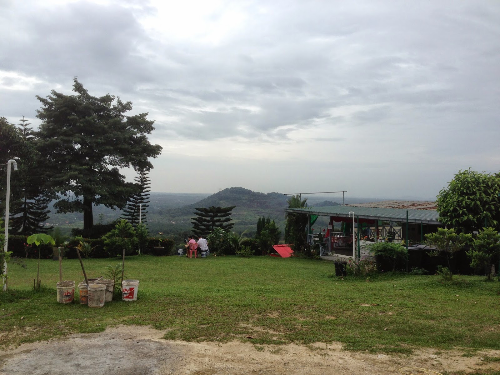 Lifez Like Tat: Suling Hill