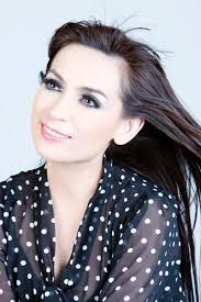 Amerasians/ Eurasians Forum: Phi Nhung: Our Other Amerasian Diva of ...