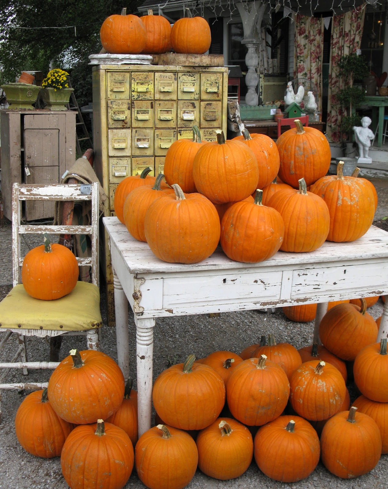 sisters garden: It's FALL OPEN HOUSE time!!!