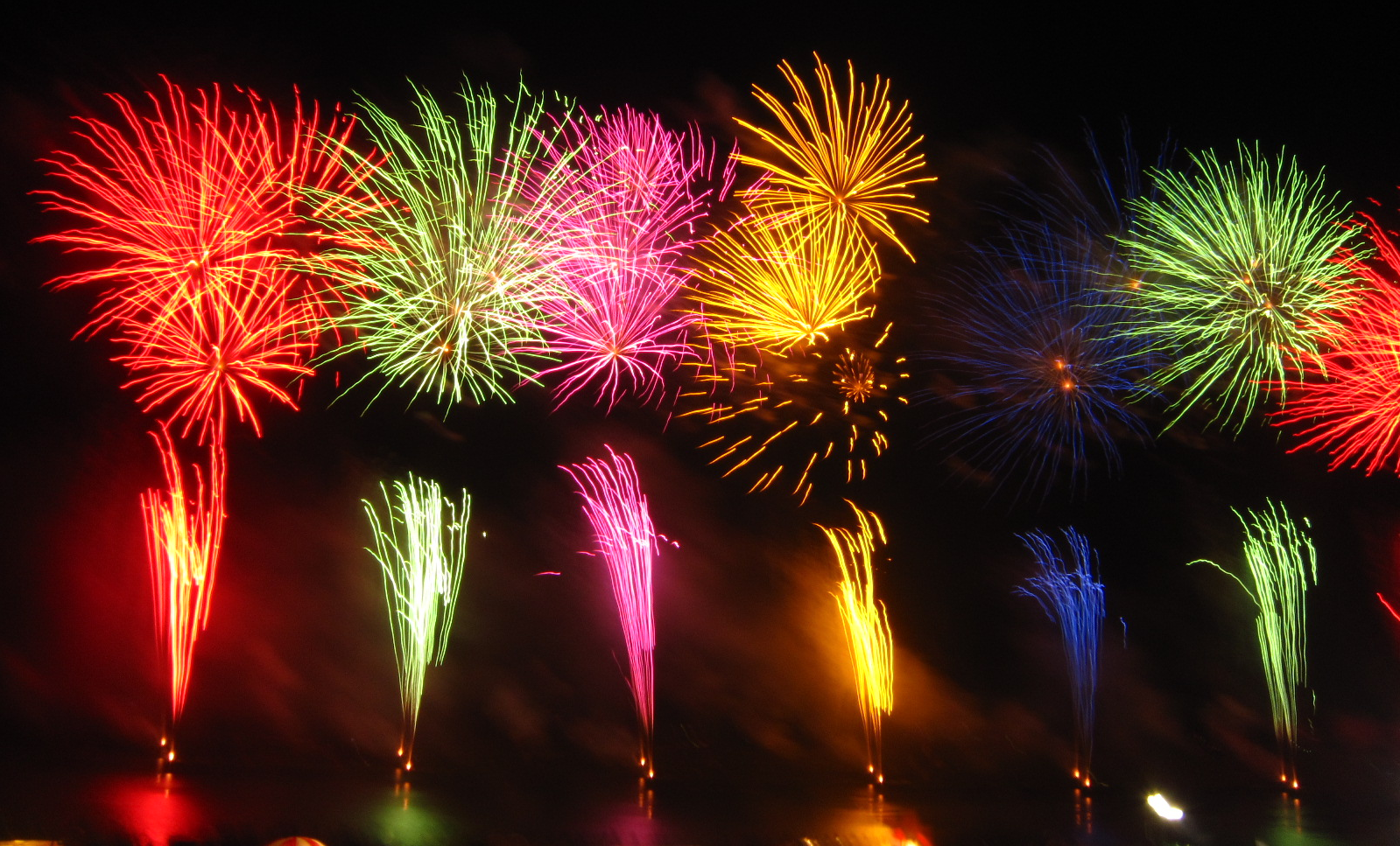Membuat Efek Kembang Api (Fireworks) di Blog