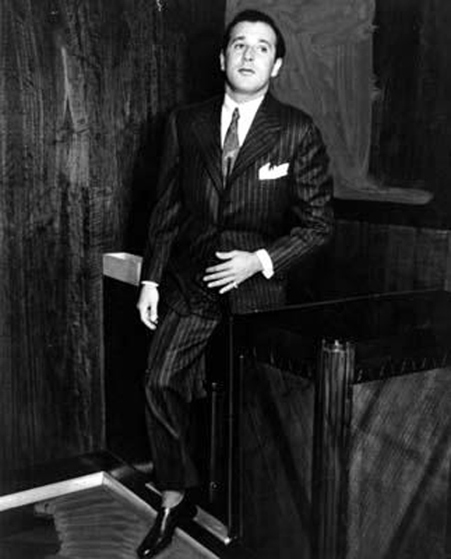 A Brutal Killer and A Smart Businessman: Everyday Photos of Bugsy ...