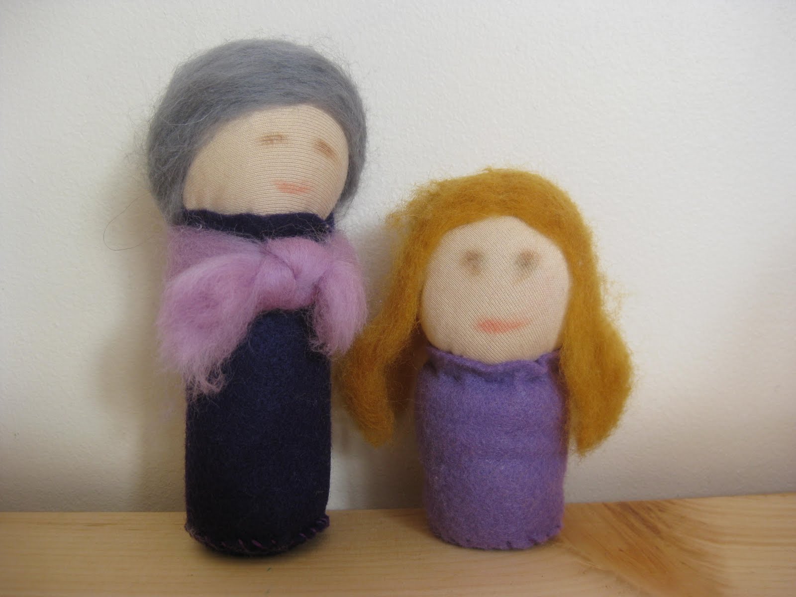 The Wonder Years: Handmade Standing Puppets