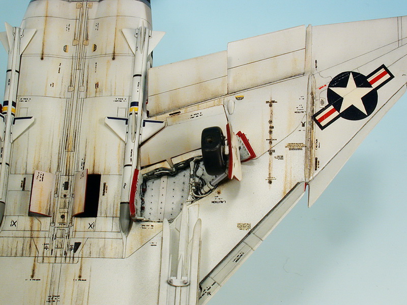 Upgraded HM F-4 main landing gear - DA.C