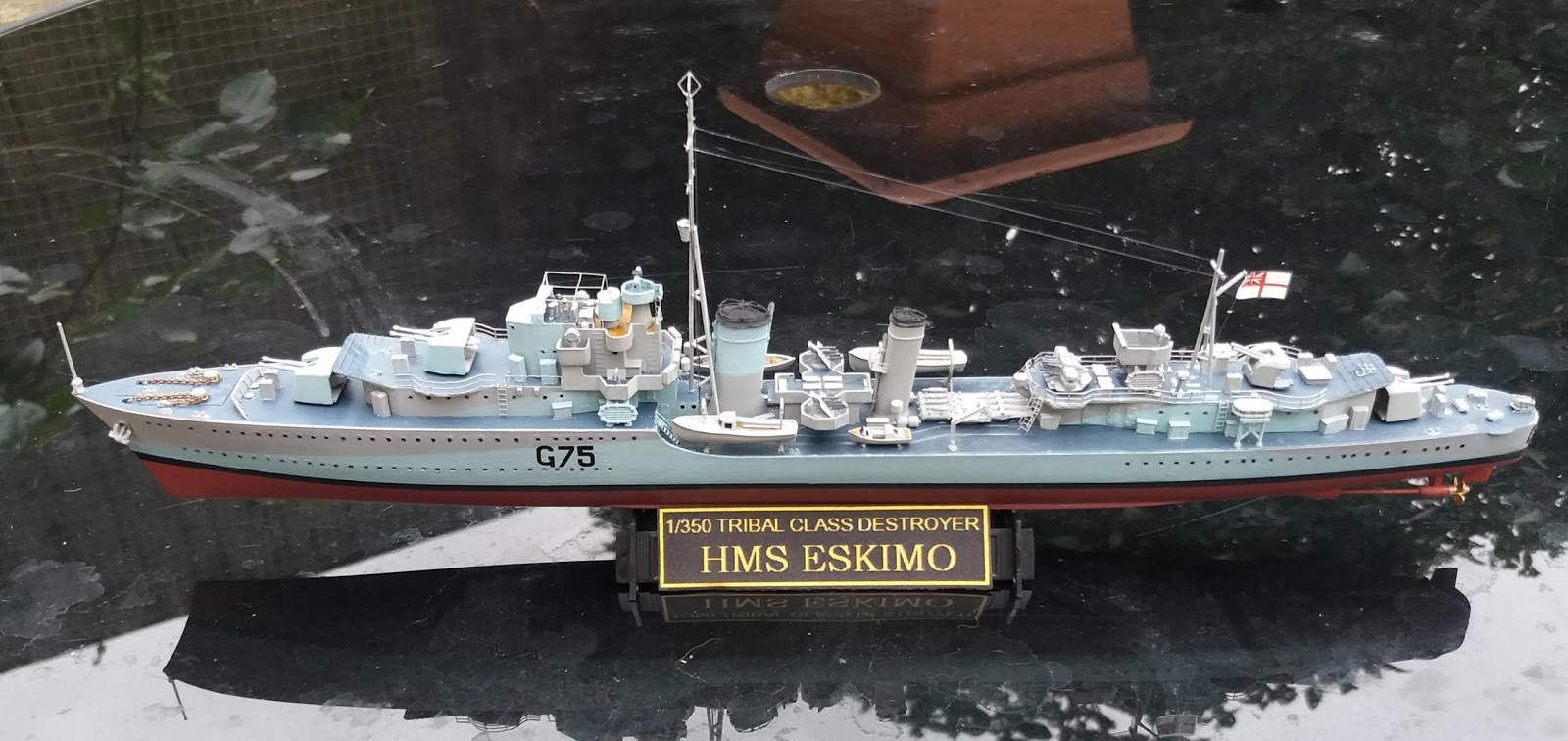 . The Hinckley Shipyard: HMS Eskimo (1:350)