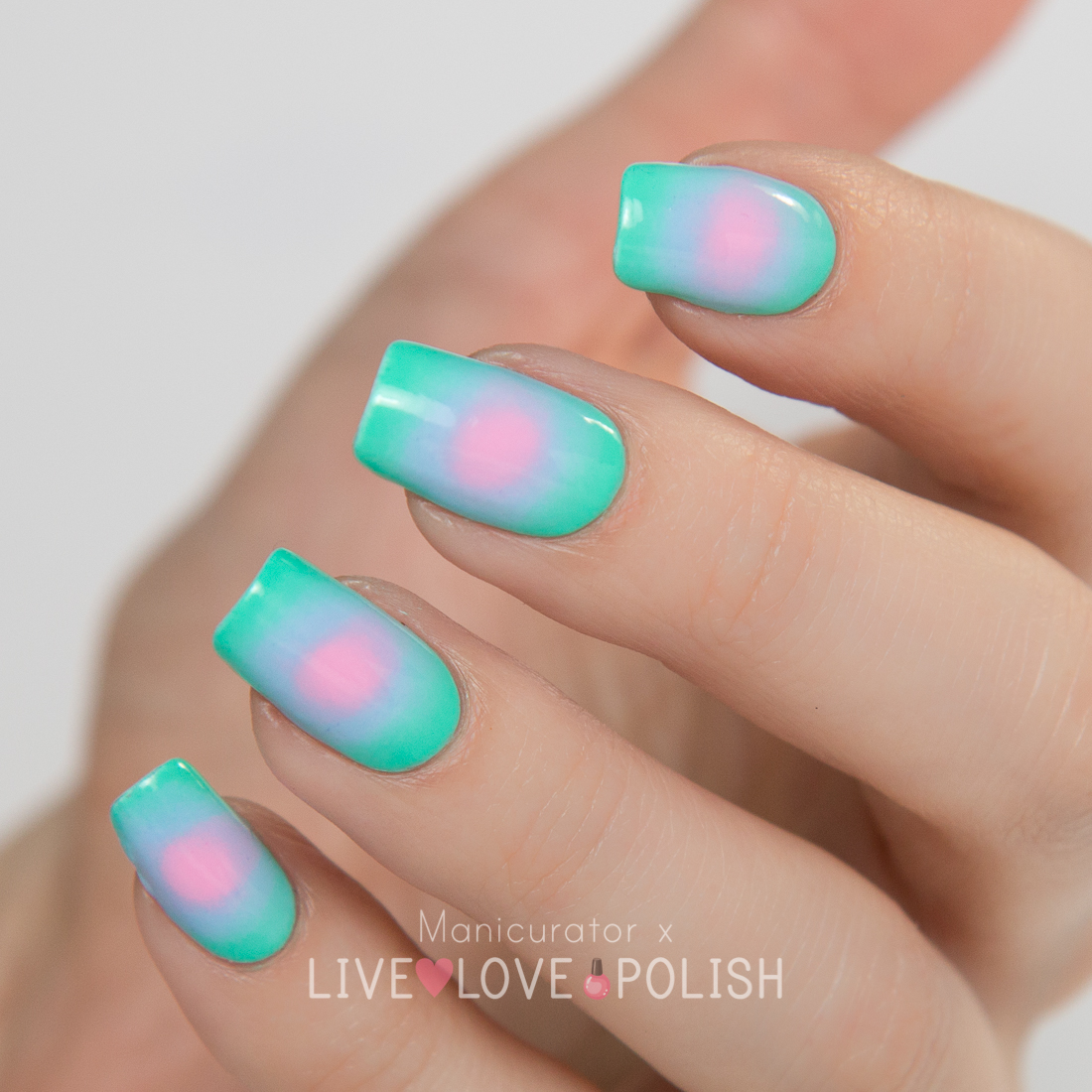 Live Love Polish - Floss Gloss Circular Gradient Glitter Easter Nail Art