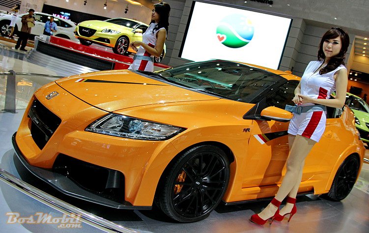 Foto Modifikasi Mobil Terbaru untuk Wallpaper